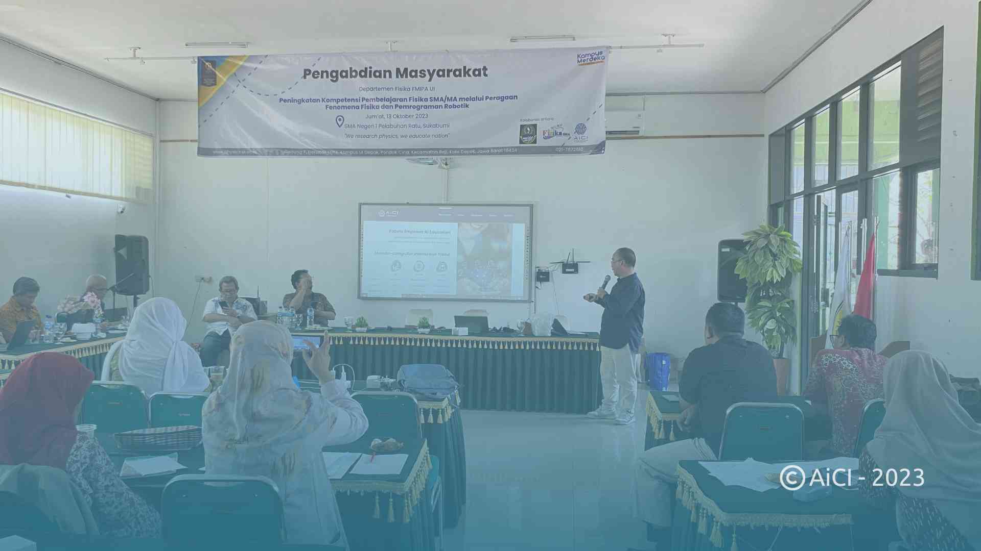 Kolaborasi Departemen Fisika UI dan AiCI dalam Mengangkat Literasi ...